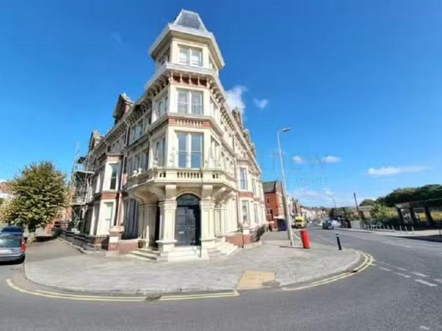 Cozy 1 BA 2 bedroom apartment for rent in Windsor Road, Barry.