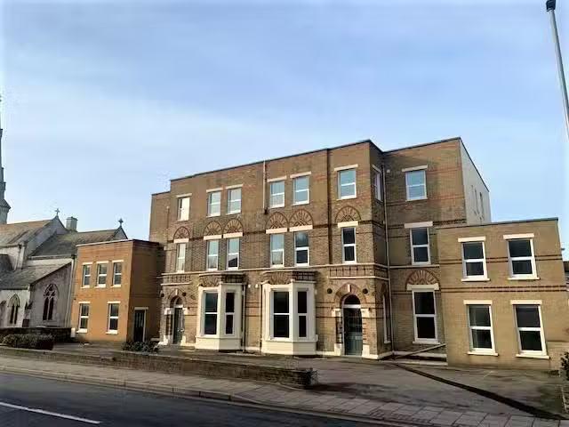 New 1 BA 2 bedroom apartment for rent in Greenhill, Weymouth.