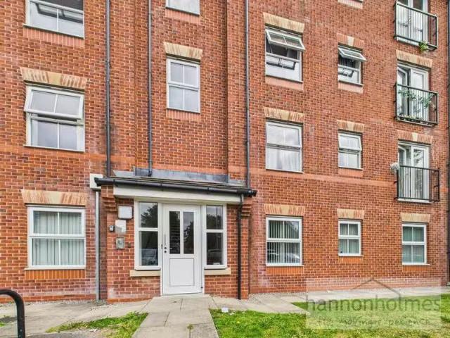 Nice 1 BA 2 bedroom apartment for rent in Lilac Gardens, Bolto.