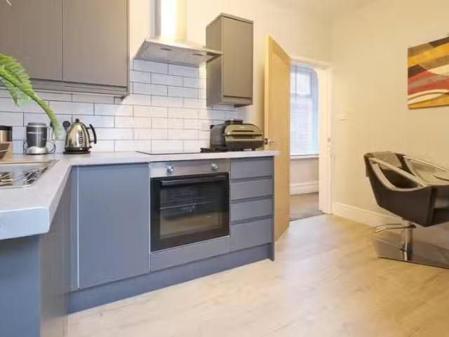 Nice 1 BA 2 bedroom apartment for rent in Ribchester Road, Wil.