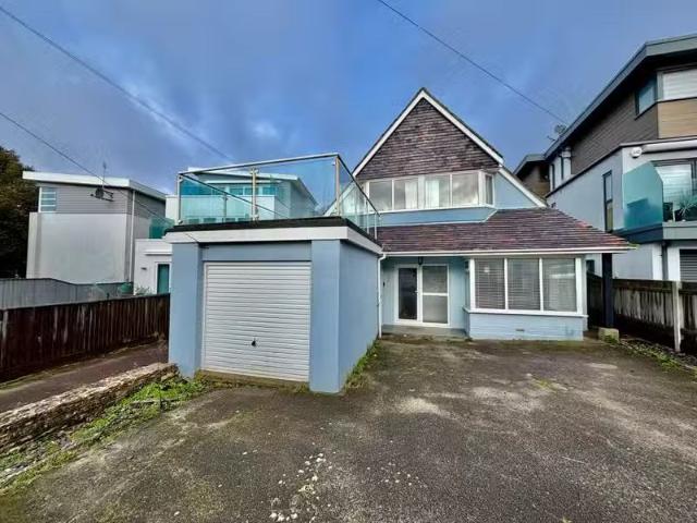 Charming 1 BA 2 bedroom chalet for rent in Chaddesley Wood Roa.