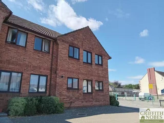 Charming 1 BA 2 bedroom duplex for rent in Marybrook Street, B.