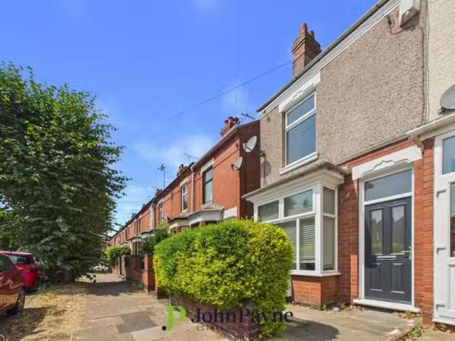 Cozy 1 BA 2 bedroom end of terrace house for rent in Mayfield.