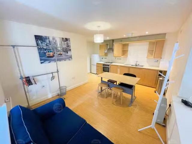 Cheap 1 BA 2 bedroom flat for rent in 93 Rickman Drive, Birmin.