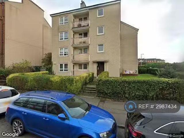 For Rent! 1 BA 2 bedroom flat for rent in Craigpark, Glasgow.