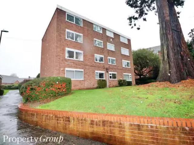 Cheap 1 BA 2 bedroom flat for rent in Bankside Close, Coventry.