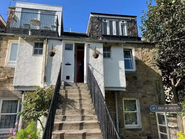 Cheap 1 BA 2 bedroom flat for rent in Keith Row, Edinburgh, EH4