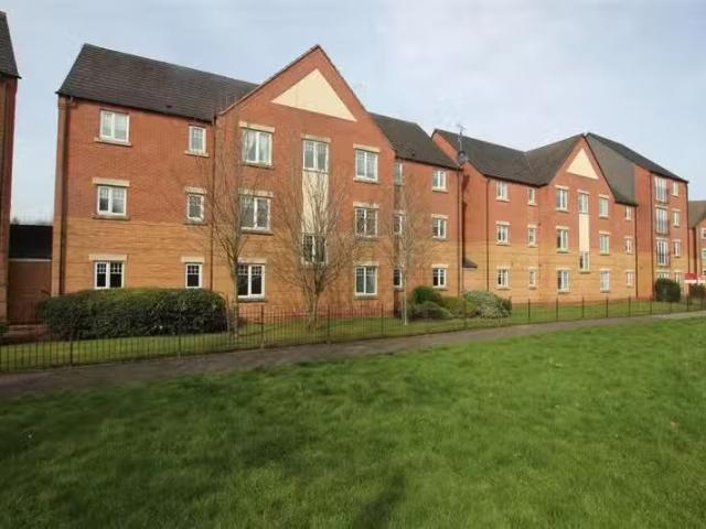 New 1 BA 2 bedroom flat for rent in Hedgerow Close, Redditch.