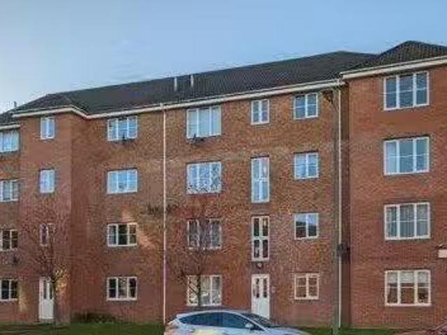 Cheap 1 BA 2 bedroom flat for rent in Main Street, Bridgeton.