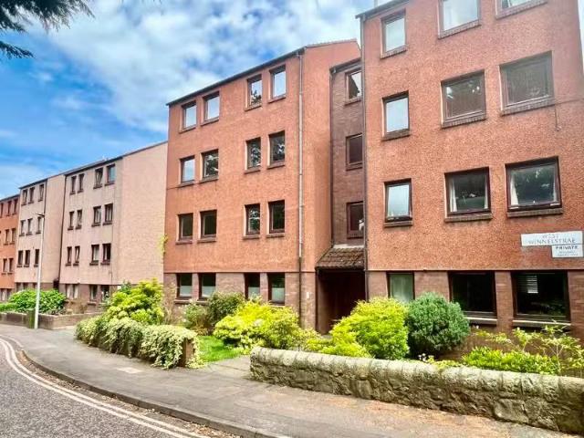 Just in! 1 BA 2 bedroom flat for rent in West Winnelstrae, Fet.