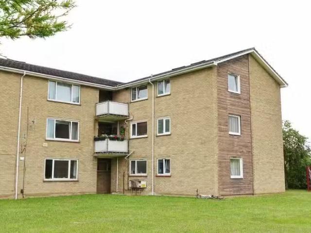 New 1 BA 2 bedroom flat for rent in The Green Road, Sawston, C.