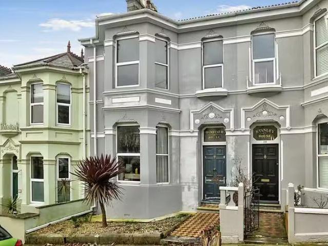 New 1 BA 2 bedroom Flat to rent, Beatrice Avenue, Lipson, PL4.