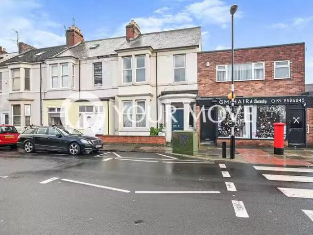 Just in! 1 BA 2 bedroom Flat to rent, John Street, Cullercoats.