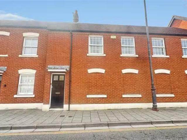 Cozy 1 BA 2 bedroom Flat to rent, Station Road West, Canterbur.