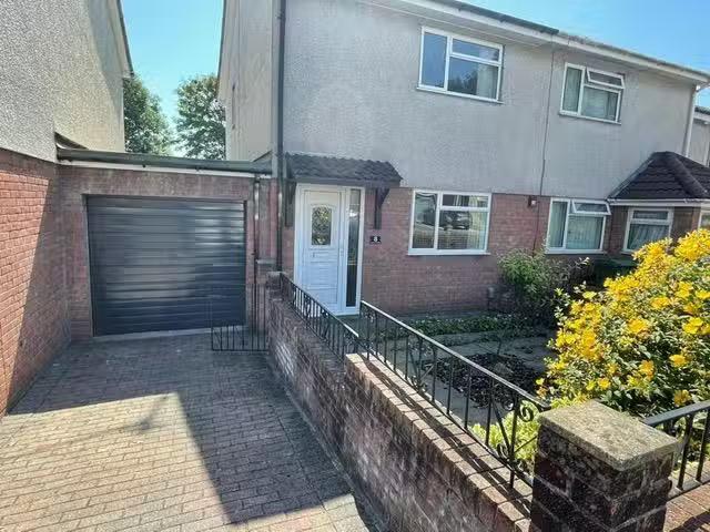 Cheap 1 BA 2 bedroom house for rent in Orchard Park, St. Mello.