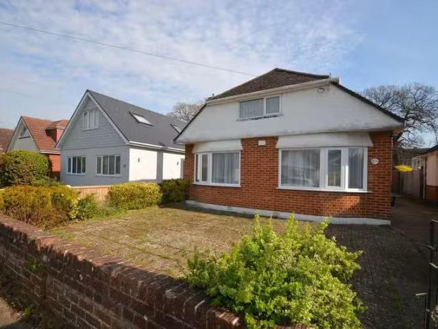 New 1 BA 2 bedroom house for rent in West Christchurch, BH23