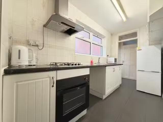 Cheap 1 BA 2 bedroom house for rent in Wright Road, Saltley B8