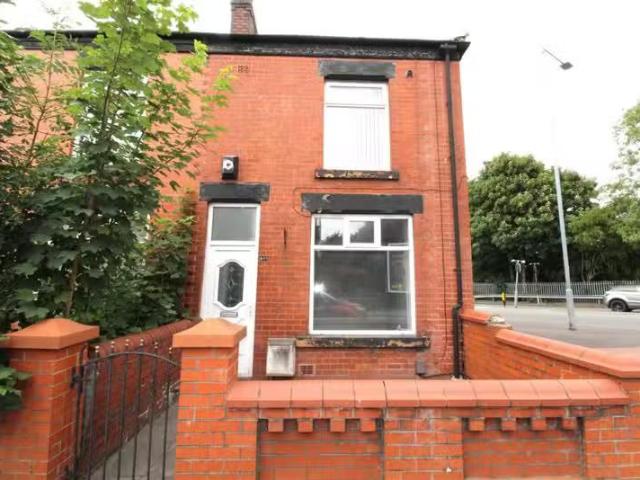 Nice 1 BA 2 bedroom terraced house for rent in Bury Road, Bolt.