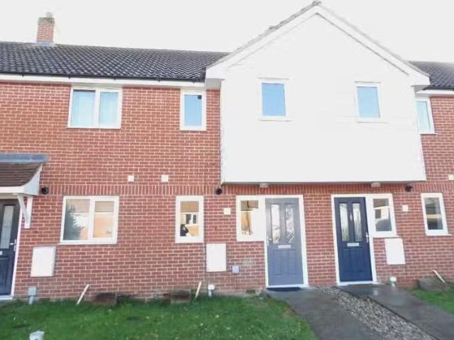 Charming 1 BA 2 bedroom terraced house for rent in Colchester.