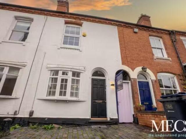 Unique 1 BA 2 bedroom terraced house for rent in 36 South Stre.