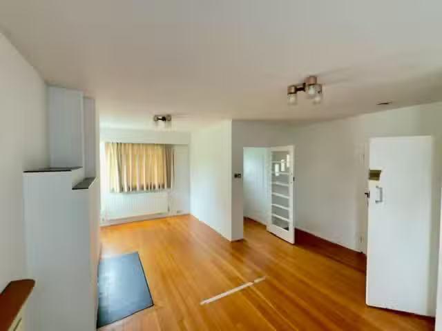 Nice 1 BA 4 bedroom house for rent in Orchard Rise CR0 Shirley.