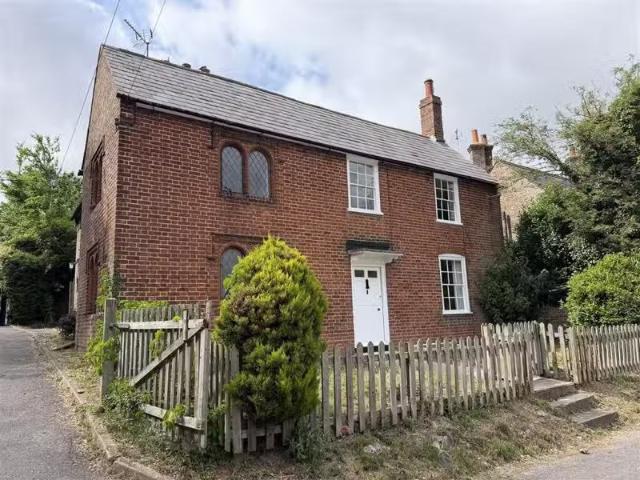 Charming 1 BA 4 bedroom house for rent in The School House, Th.