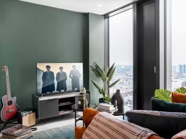 Charming 1 BA Studio apartment for rent in The Mercian, 218 Br.
