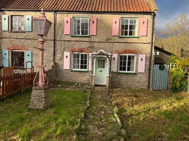 Charming 1 BA Studio flat for rent in Dapps Hill, Keynsham, Br.