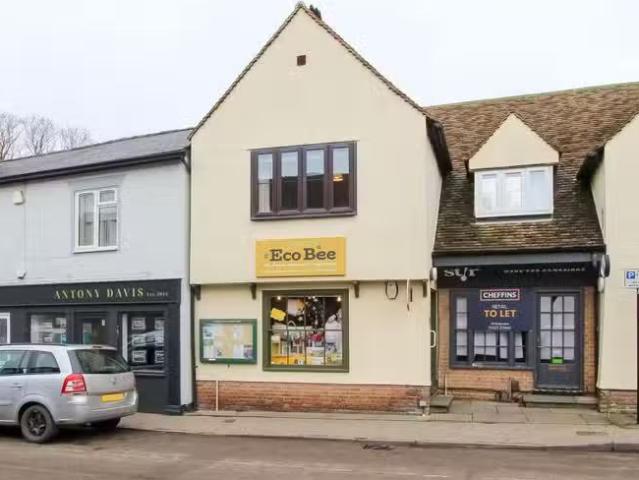 Just in! 1 BA Studio flat for rent in High Street, Fulbourn, C.