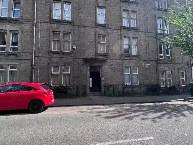 New 1 BA Studio flat for rent in Park Avenue, Stobswell, Dunde.