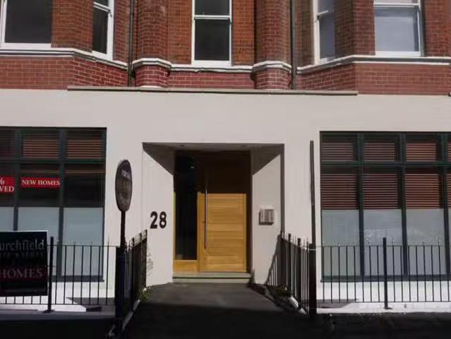 Nice 1 BA Studio flat for rent in The Spire, St Peters Road, B.