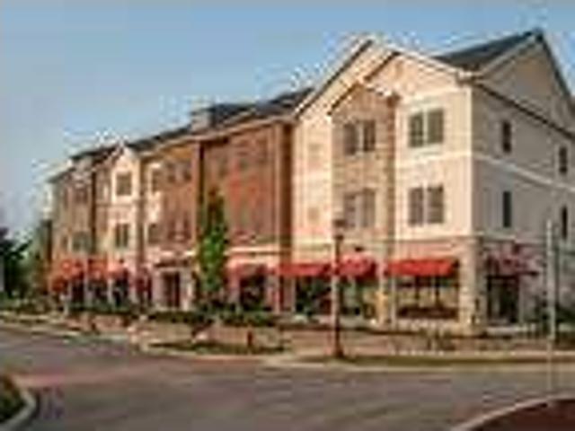 Nice 1 Bd 1 Ba $1320 Per Month