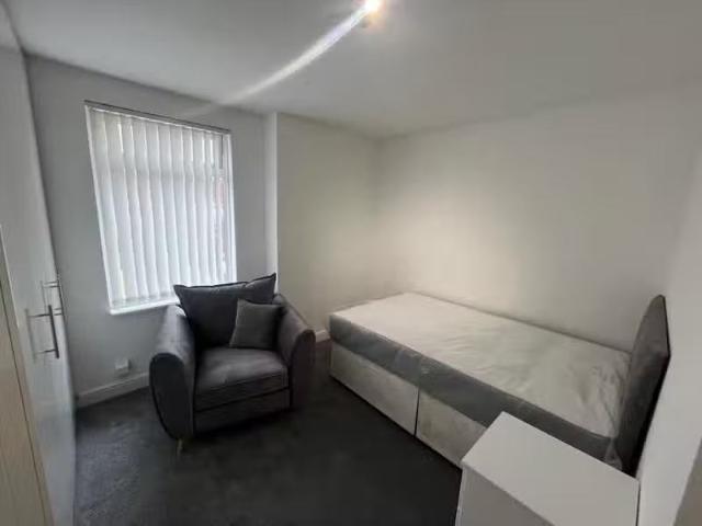 Just in! 1 bedroom apartment for rent in Bristol Road, Selly O.