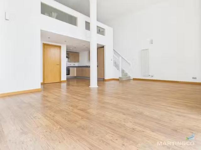 Cozy 1 bedroom apartment for rent in East Float Quay, Birkenh.