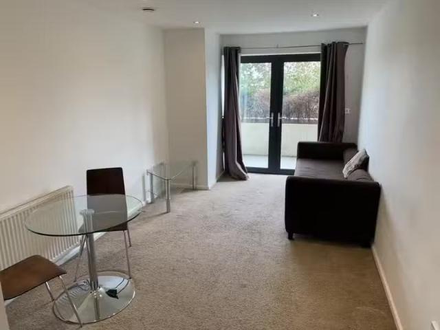Cozy 1 bedroom apartment for rent in Hive, Masshouse Plaza, Bi.