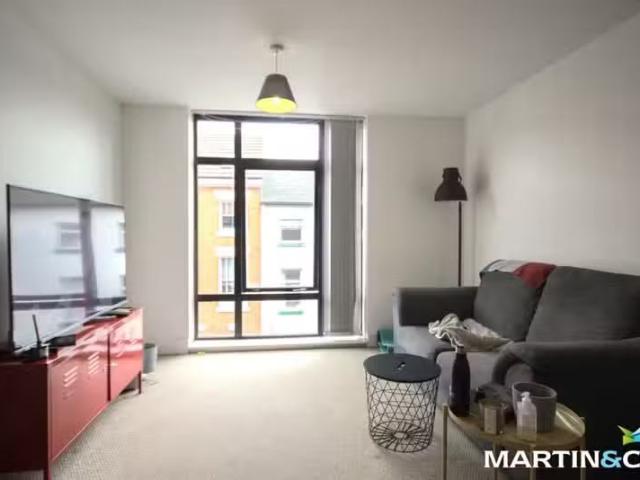 Rental! 1 bedroom apartment for rent in JQ One, George Street.