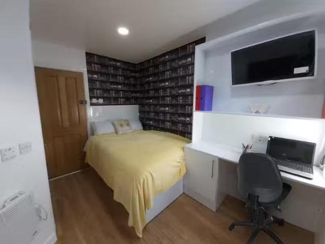 Nice 1 bedroom apartment for rent in North Road, B29
