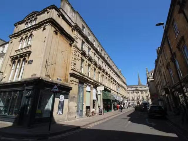 Cozy 1 bedroom apartment for rent in Quiet Street, Bath, BA1