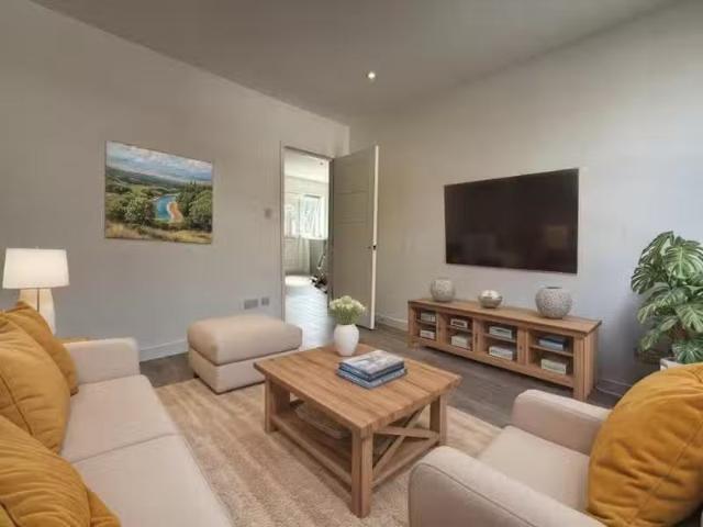 Cheap 1 bedroom flat for rent in Boundary Road, Hove, BN3