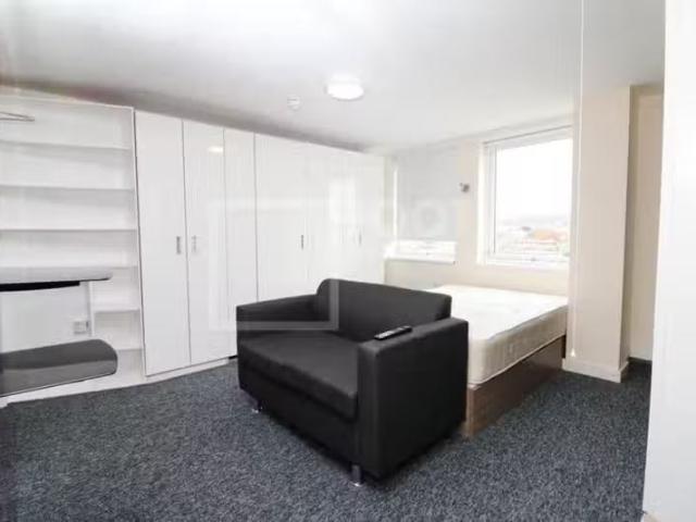 Charming 1 bedroom flat for rent in Sunbridge Halls, BD1, ALL.