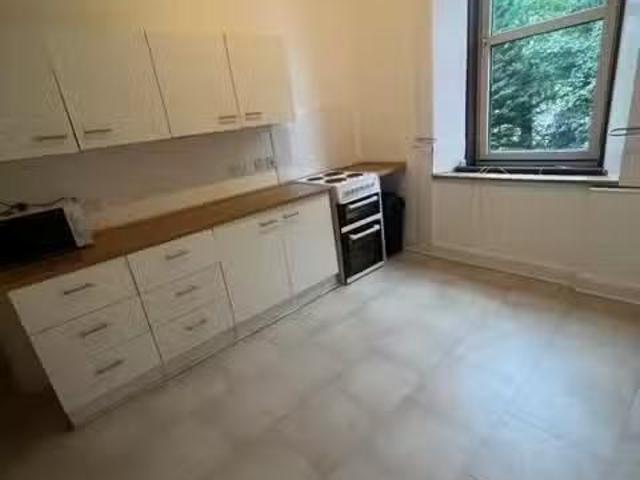 Just in! 1 bedroom flat for rent in Shettleston Road, Glasgow.
