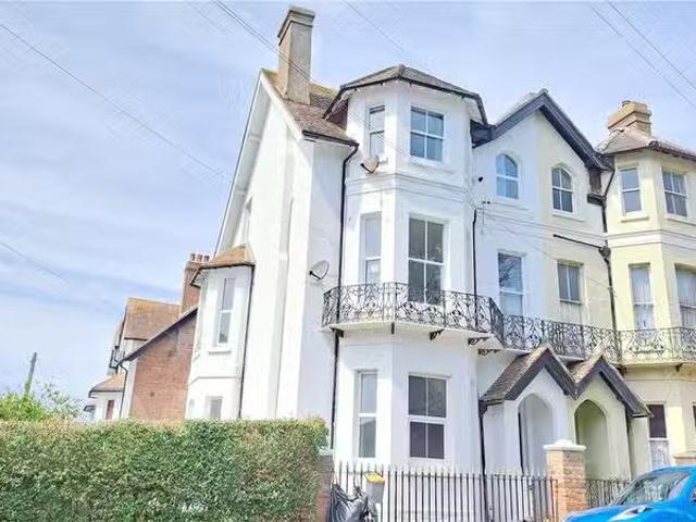 Nice 1 bedroom Flat to rent, Magdalen Road, St. Leonards on Se.