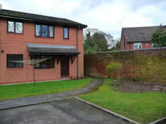 Unique 1 bedroom ground floor flat for rent in Tudor Eaves, Ha.