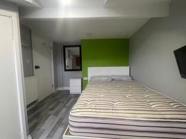 Deal! 1 bedroom house share for rent in Fore Street, Ipswich.