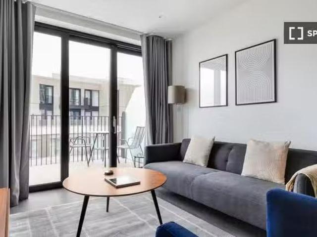 Nice 1 BR 2 bedroom apartment for rent in London