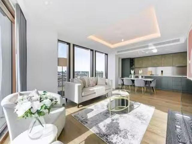 Nice 1 BR Carnation Street, London