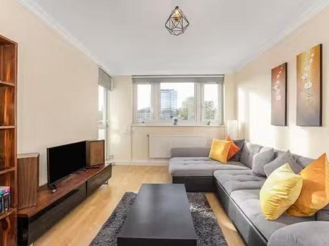 Just in! 1 BR Central Street