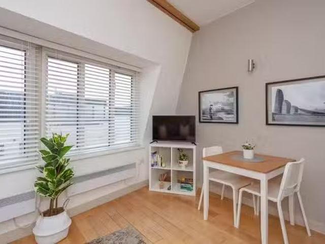 Nice 1 BR Battersea Rise