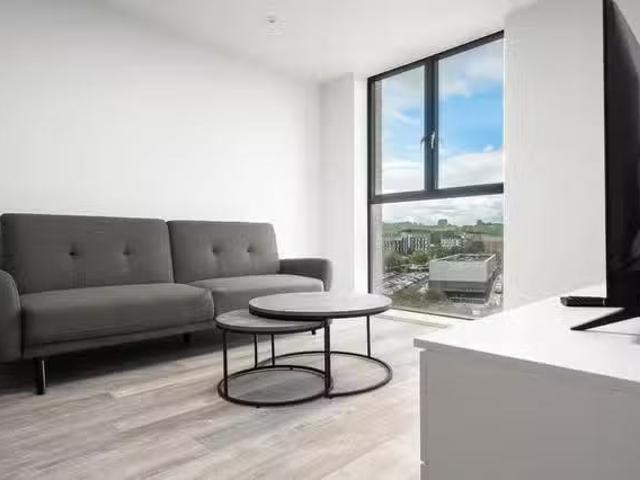 Just in! 1 BR Bevington Bush