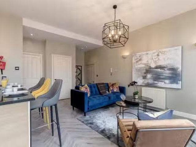For Rent! 1 BR High Street